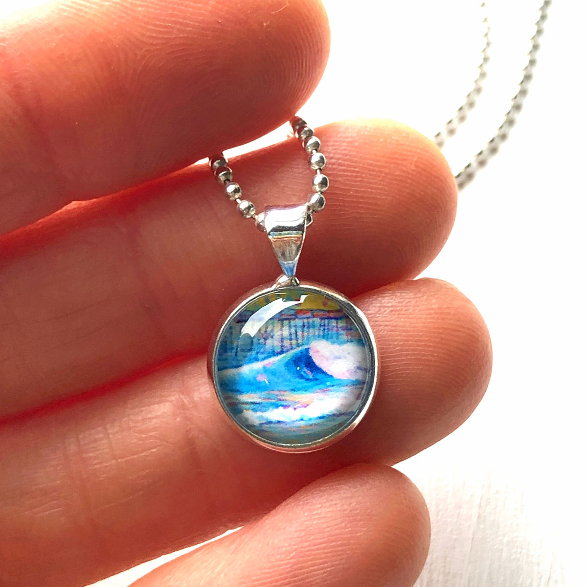 Wave Art - Small Round Necklace – Carolina Coto Art